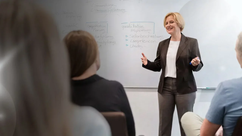 University Lecturer Jobs in UK: 2026 Skilled Worker Visa Guide